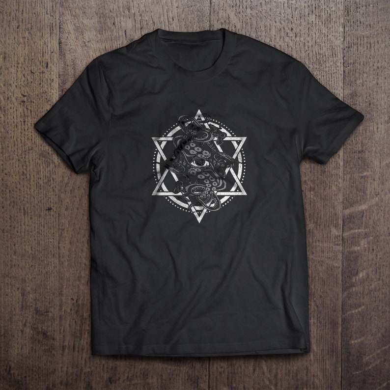 Cthulhu Elder Sign Graphic Tshirt/hp Lovecraft T-shirt/cthulhu Tee ...