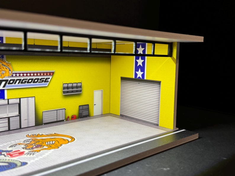 Snake & Mongoose Theme LED Display Diorama - Etsy