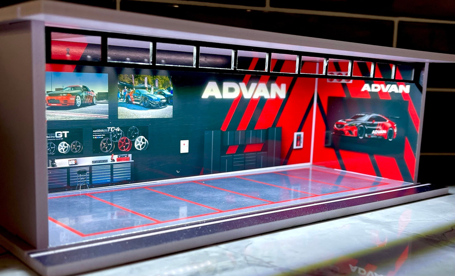 Advan Interior Garage Theme LED Display Diorama - Etsy