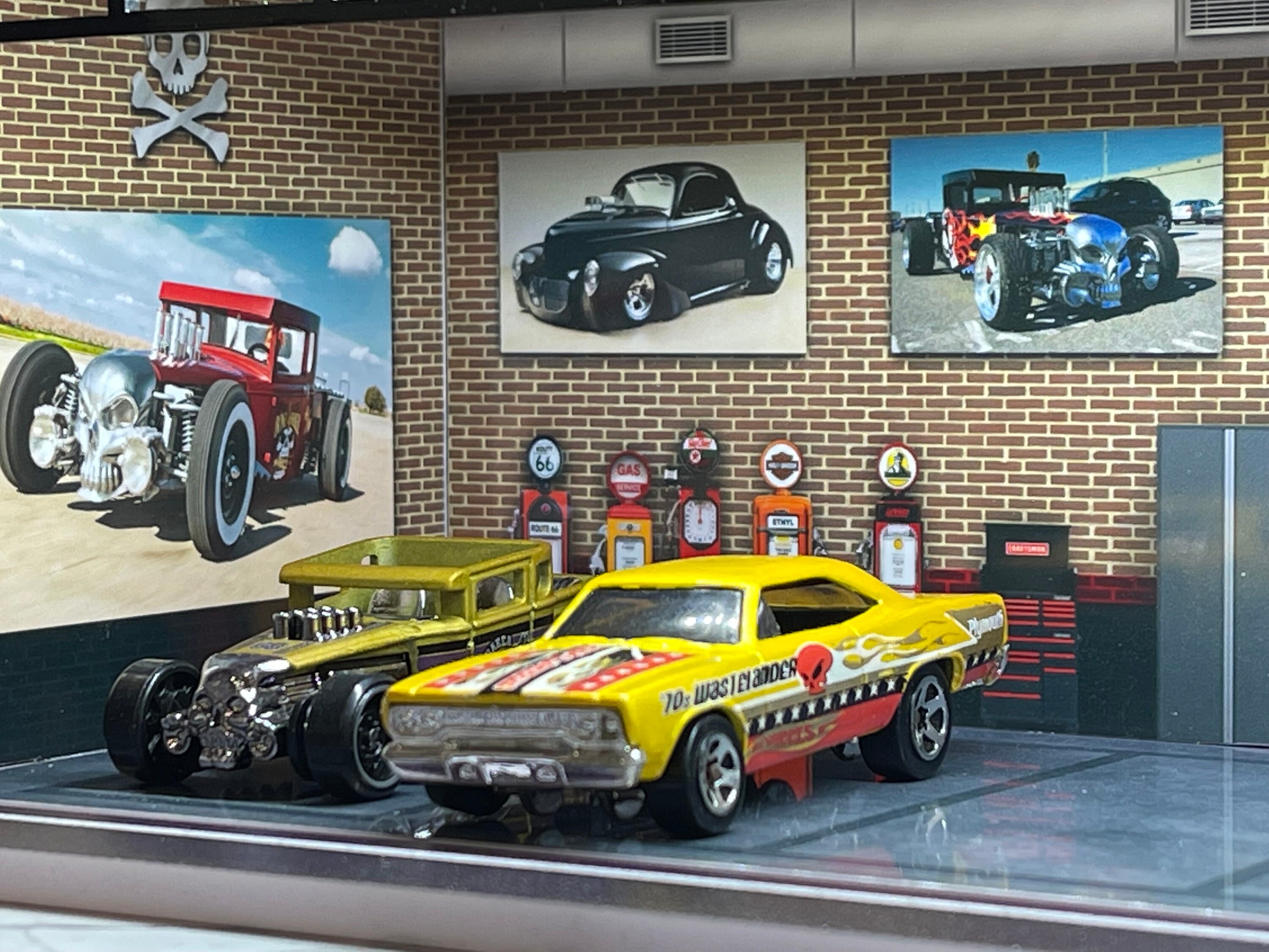 Bone Shaker Theme LED Display Diorama - Etsy