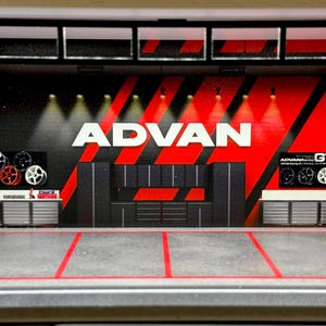 Advan (version 2) Garage Theme LED Display Diorama - Etsy