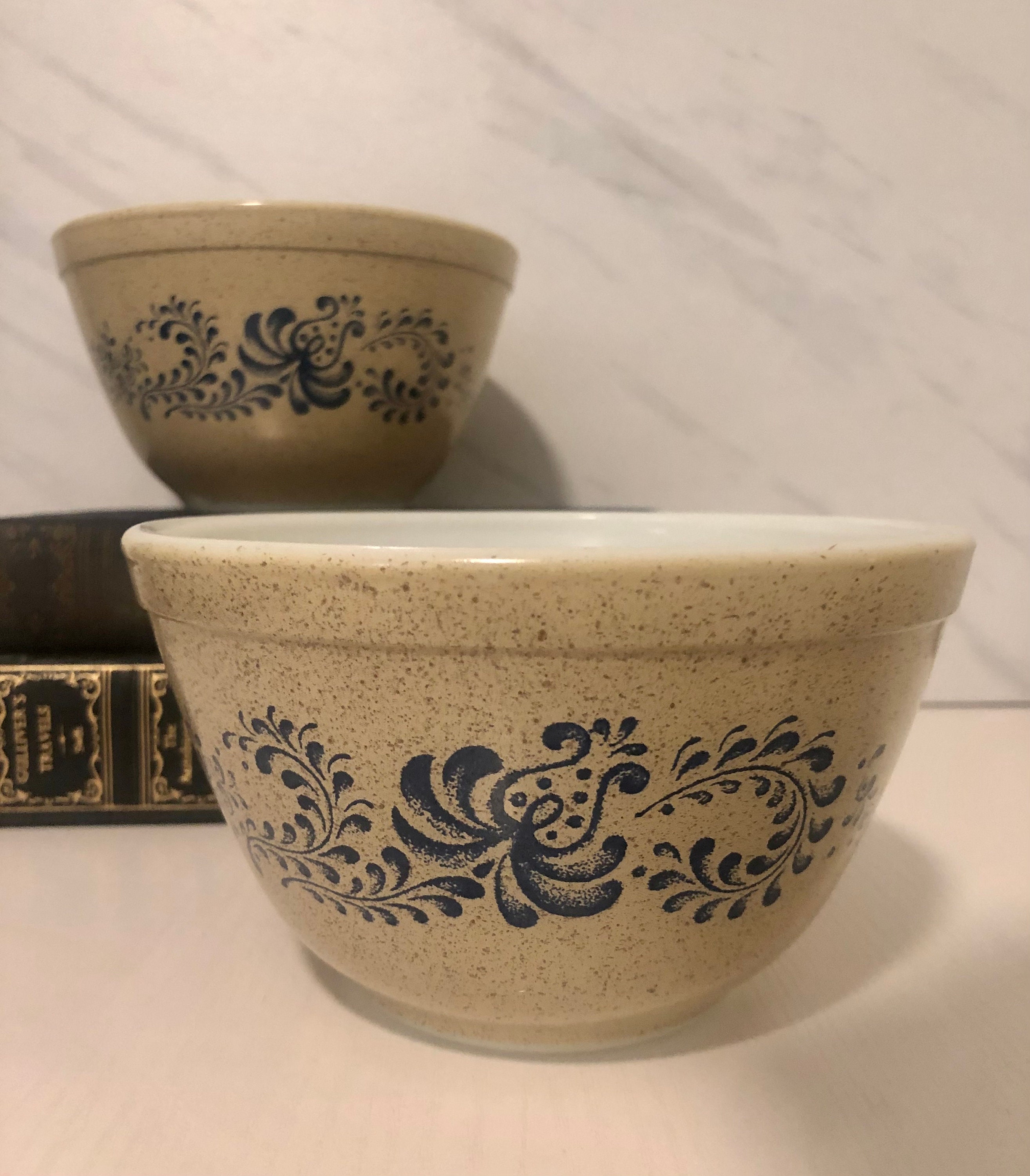 Set of Pyrex Homestead Bowls - Etsy