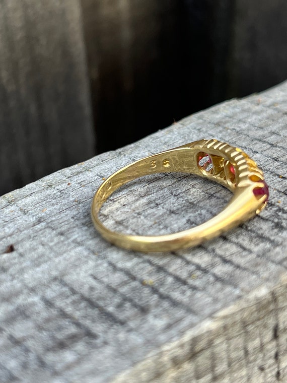 Antique 18K Ruby & Diamond Sweet Ring - Gem