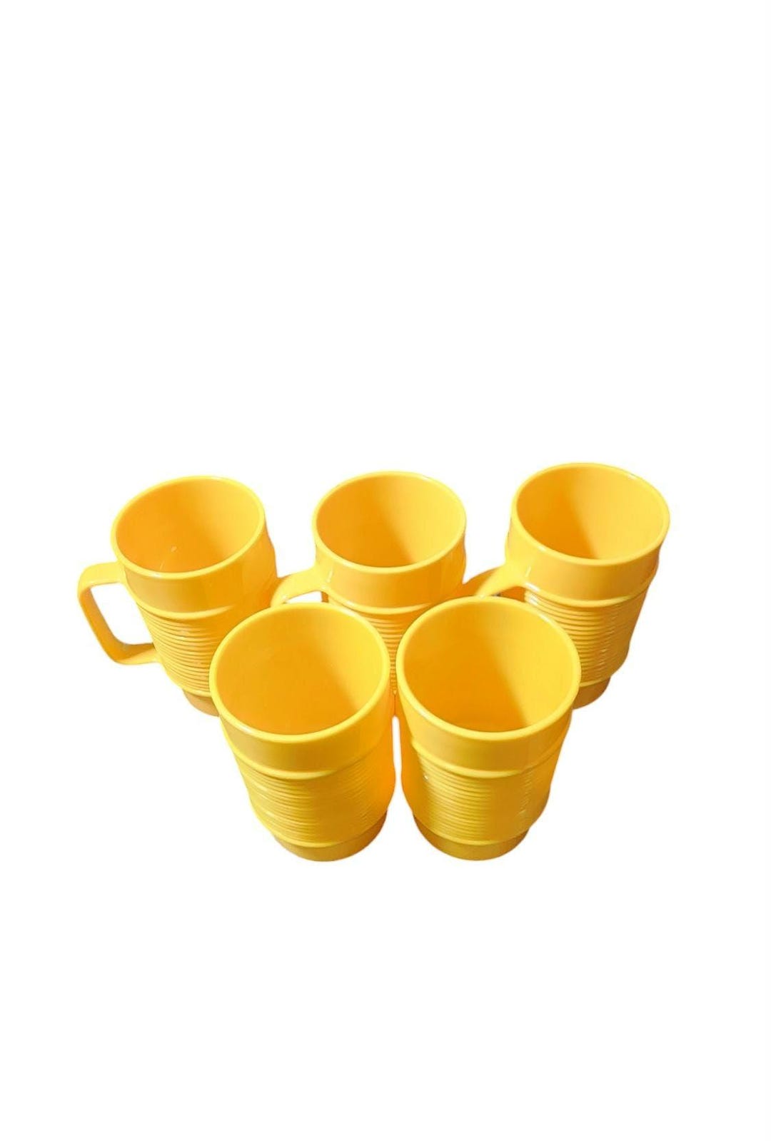 Rubbermaid Yellow 70s Retro Plastic Drinking Cups Three Larger Two ...