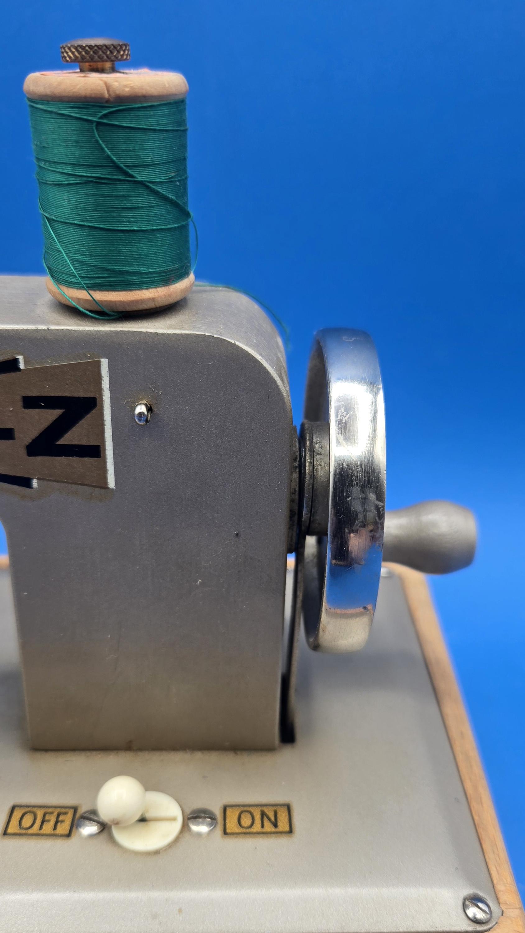 Vintage Sew E-Z Sewing Machine US Zone Berlin Germany 1960s - Etsy