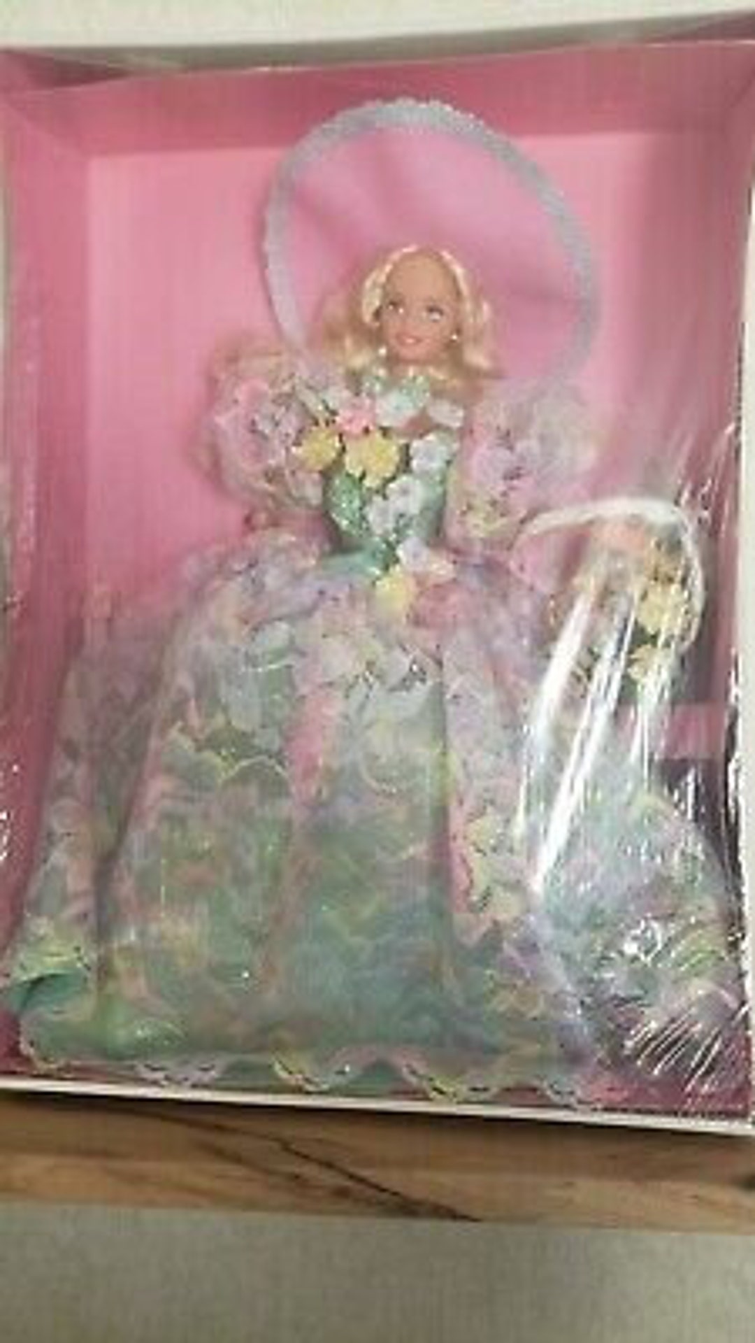 Enchanted Seasons: Spring Bouquet Barbie 1994 #12989 - Etsy