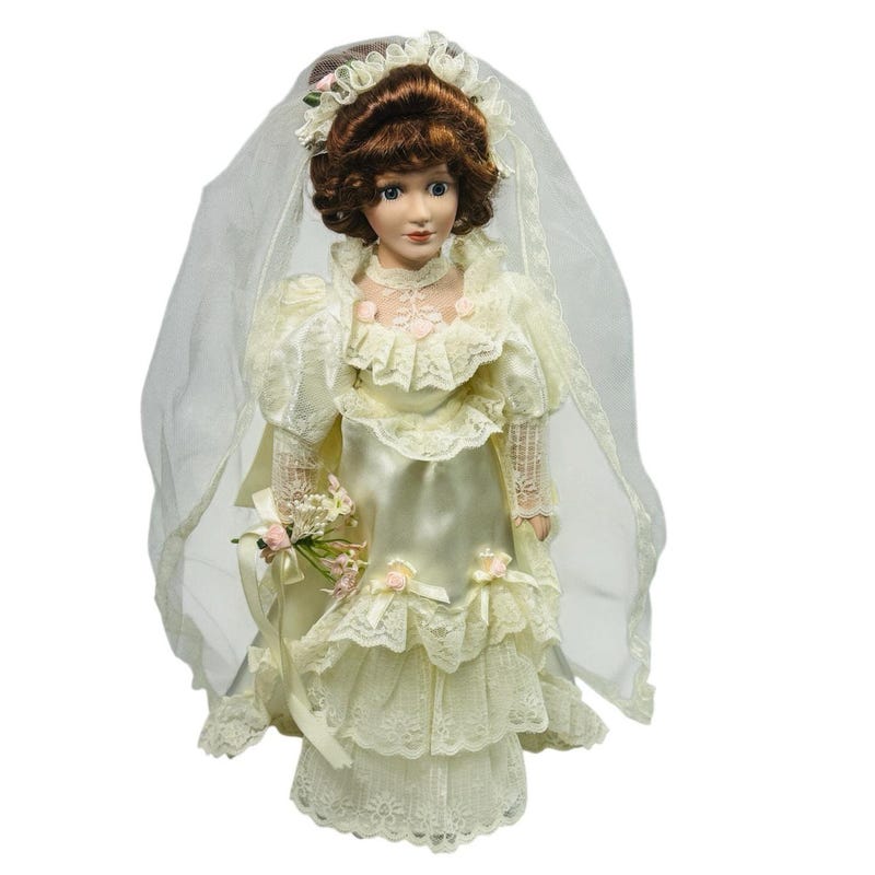 Vintage Bride Doll - Etsy