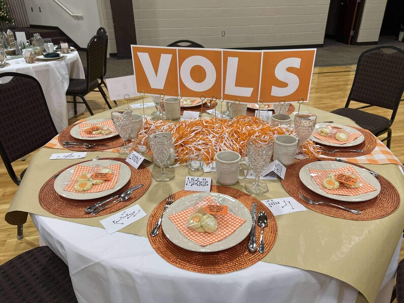 VOLS Neyland Stadium Letters Sign - Etsy