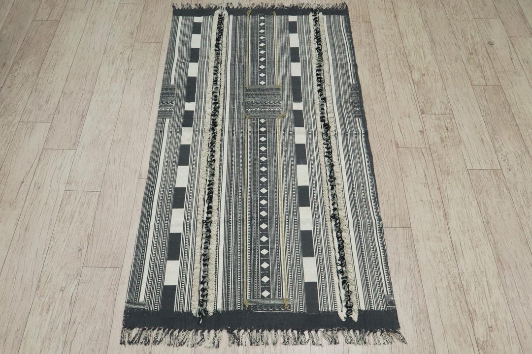 Black & White Cotton Runner Carpet Embroidered Area Rug Boho Floor Mat ...