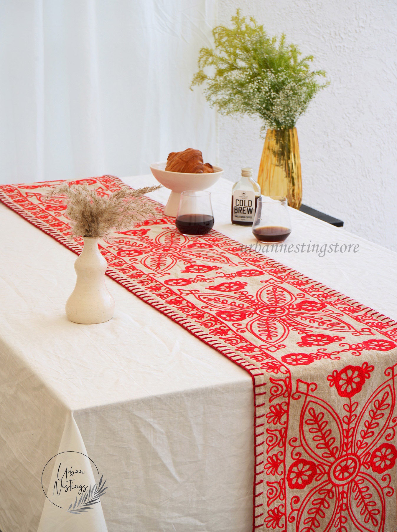 Hand-embroidered Red Elegance the Perfect Christmas Table - Etsy