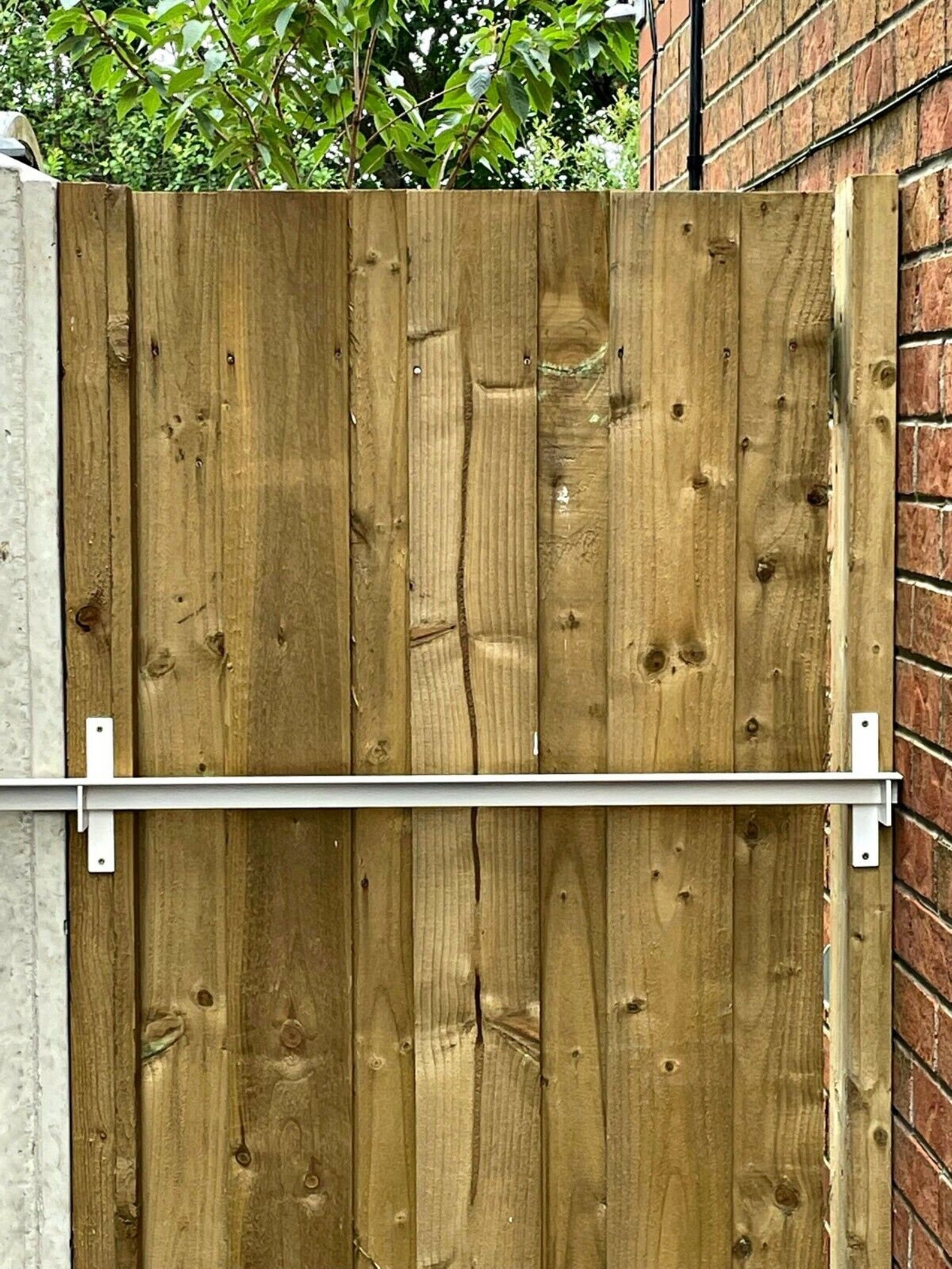 90cm Security Door Bar and Folded Face Fixing Brackets Fixing Screws ...