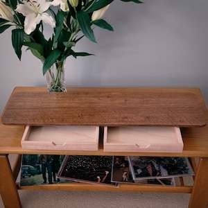 Mid-century Monitor Stand - DIY Build Plans | Woodworking Plans (metric ...