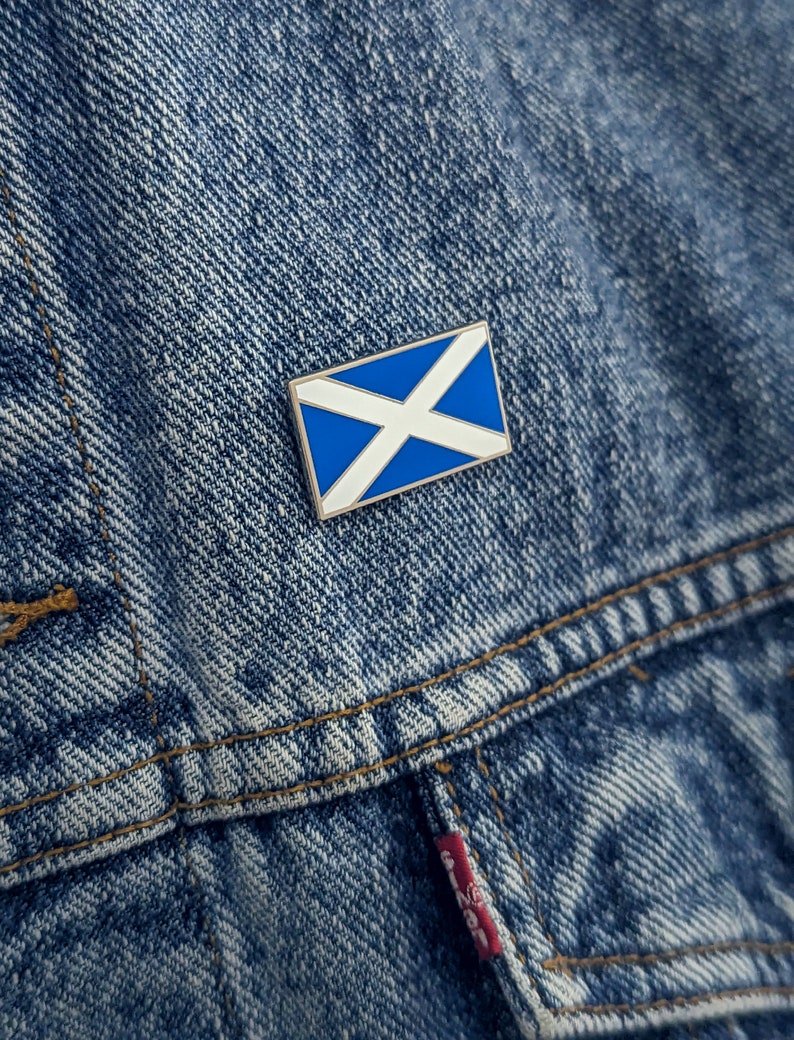 Scottish Flag Enamel Pin. Scotland Hard Enamel Pin for Patriots ...