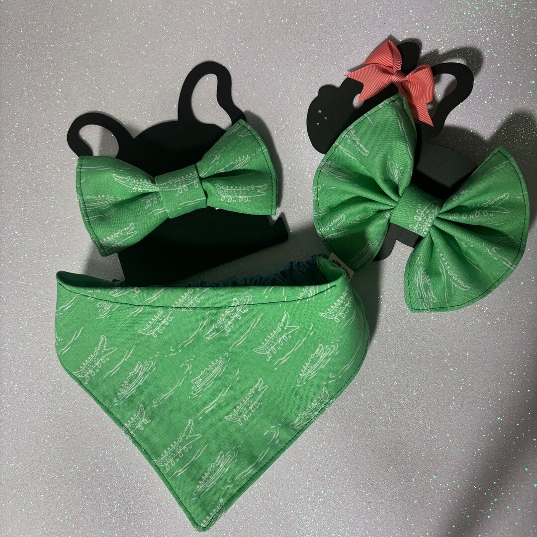 2 PC Bayou Alligator Bandana & Bow Set! - Etsy
