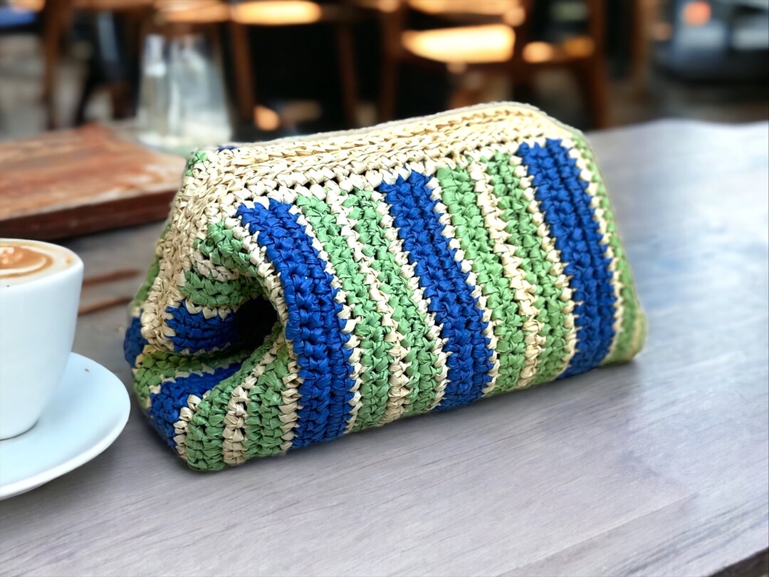 Framed Raffia Clutch, Boho Chic Crochet Bag, Stylish Handwoven Purse ...