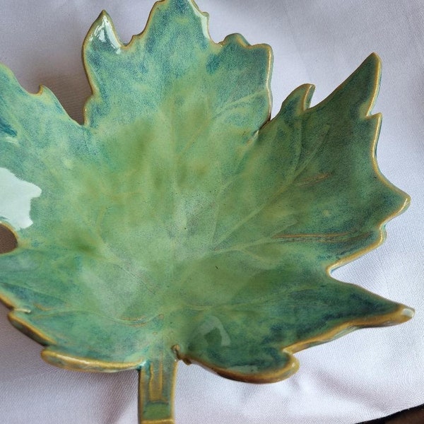 Leaf Pottery - Etsy