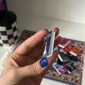 Custom Mini Books for Cake, Book Cake Topper, Bookshelf Box, Mini Books ...