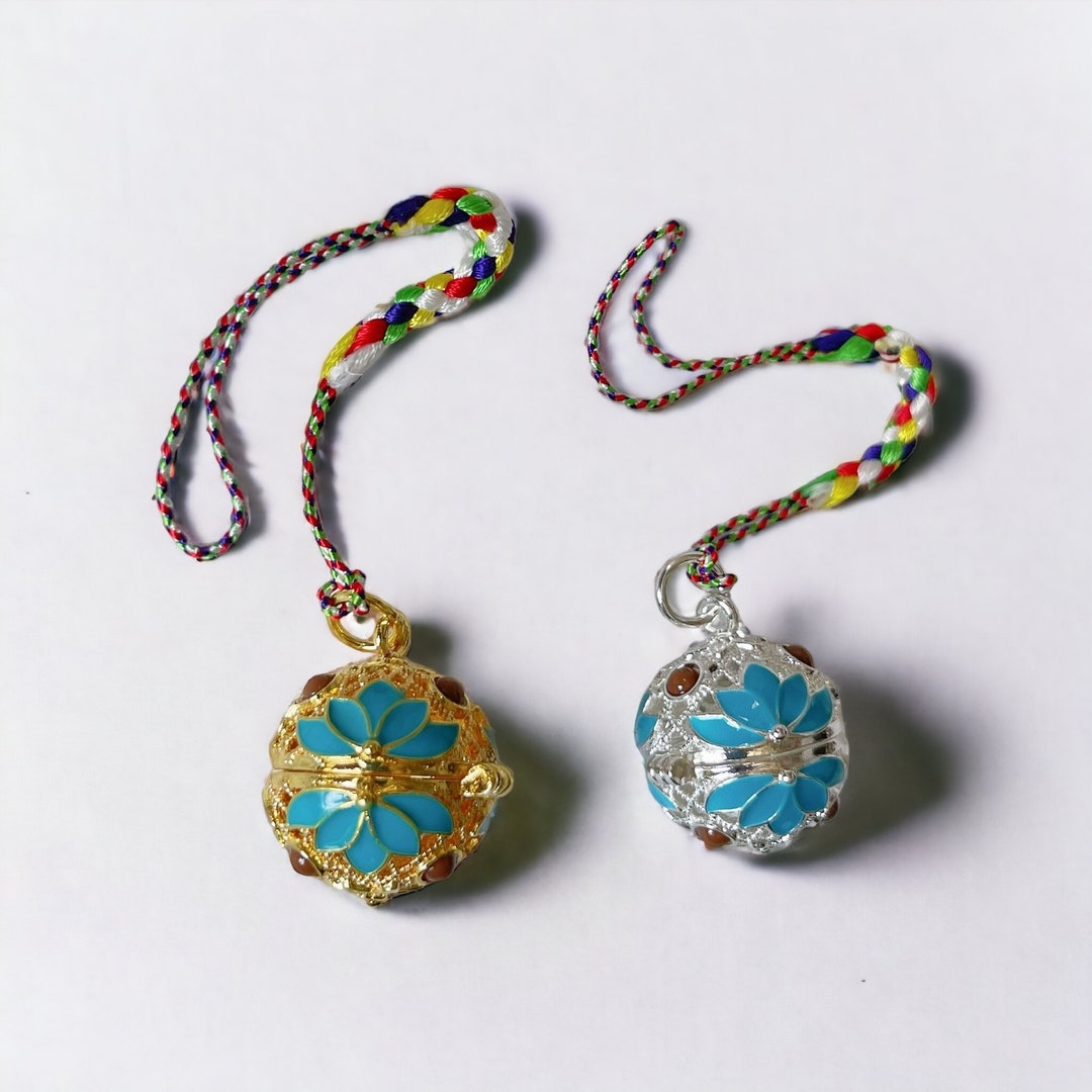 Enamel Engraved Keychain Lotus Flower Keychain Cute Keyring 21st ...