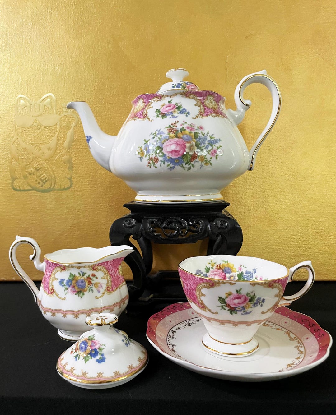 Royal Albert Lady Carlyle Large Teapot, Teacup and Creamer - Etsy