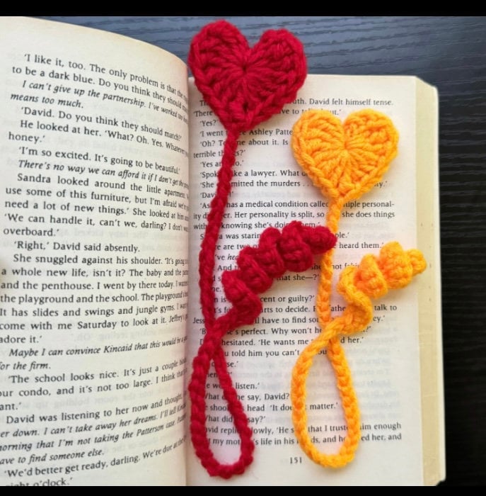 Crochet Heart Bookmark Pattern - Etsy