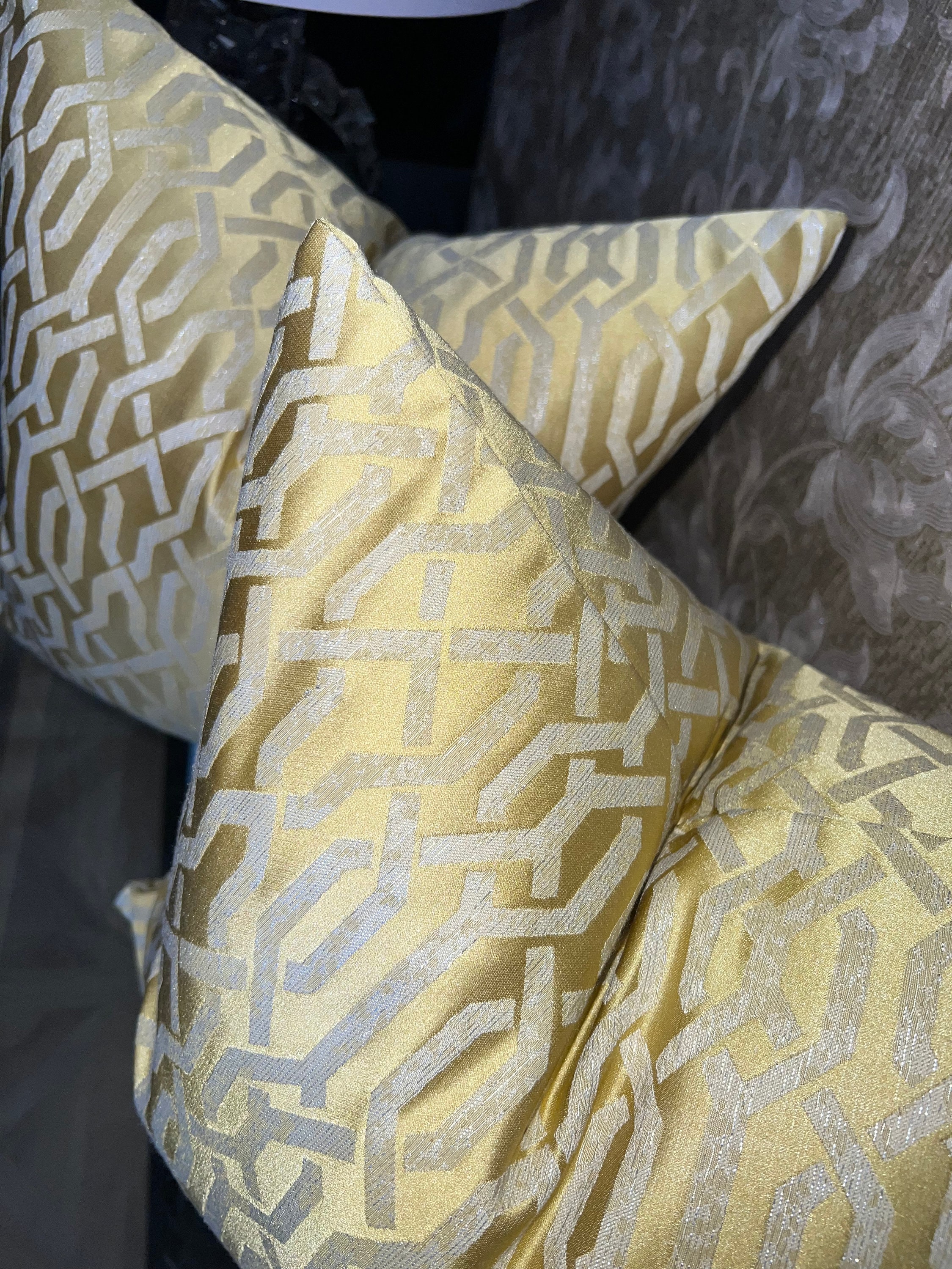 Àuric Textured Modern Cushion Cover, High Quality Luxury Designer ...