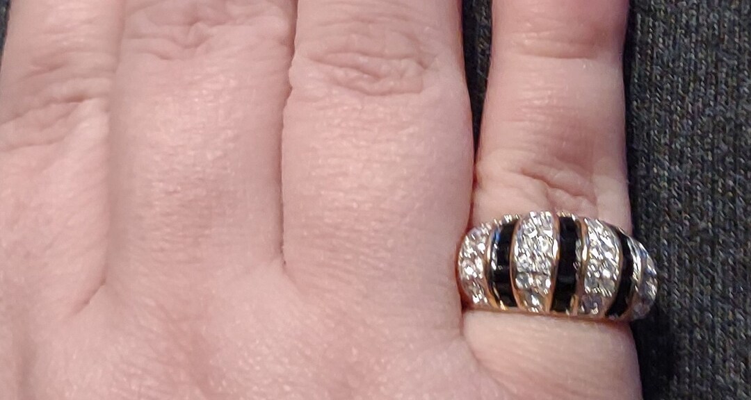 Vintage 90s Gold-toned Black & White Striped Dome Ring 6 - Etsy
