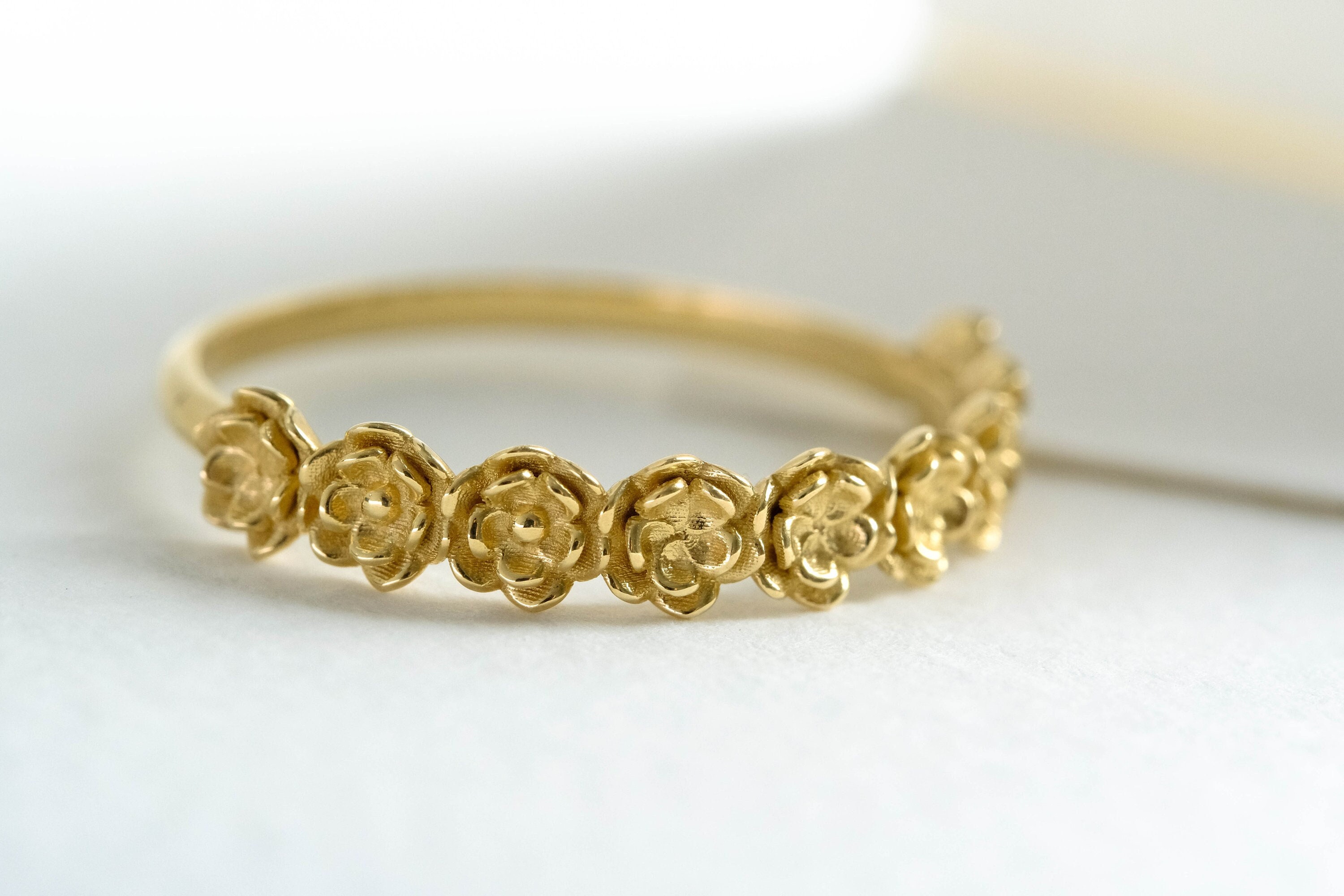 14K Gold Tiny Daisy Flower Ring, Skinny Stacking Ring Floral Flower ...