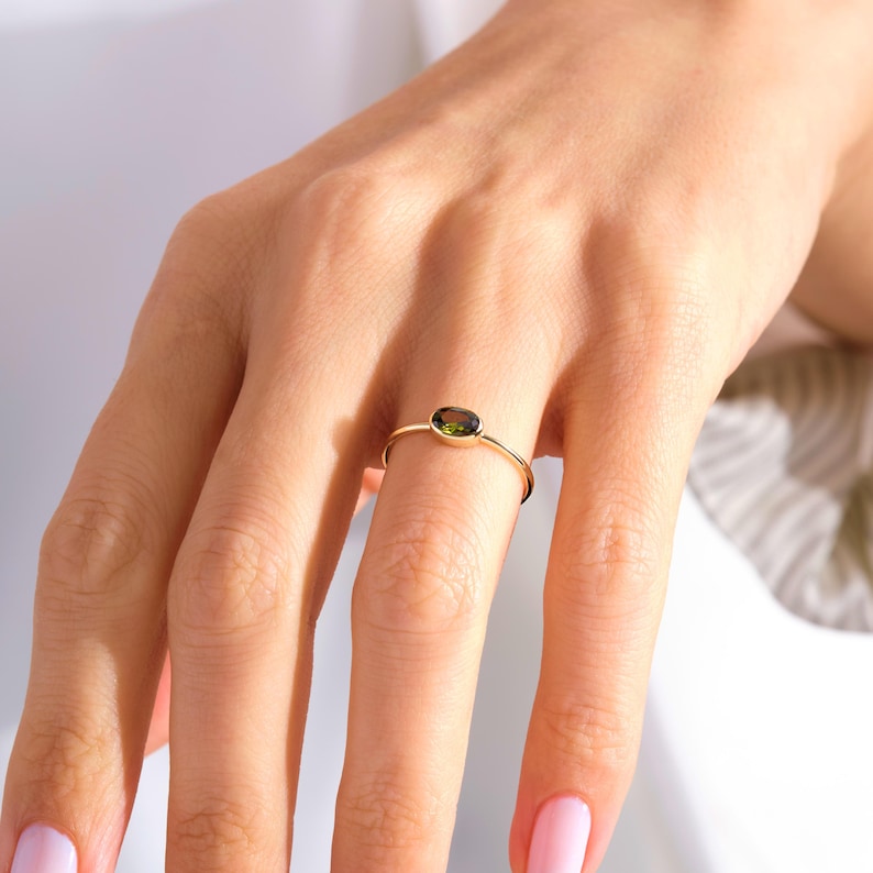 Bezel Peridot Birthstone Ring 14K Solid Gold Oval Green Gemstone Ring ...