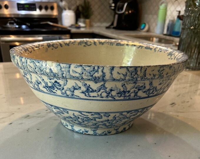 Vintage Spongeware Blue and White Pottery Bowl - Etsy