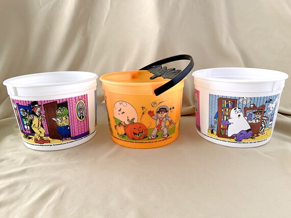 2001 McDonald’s Halloween Buckets with Lids, Bat Hand… - Gem
