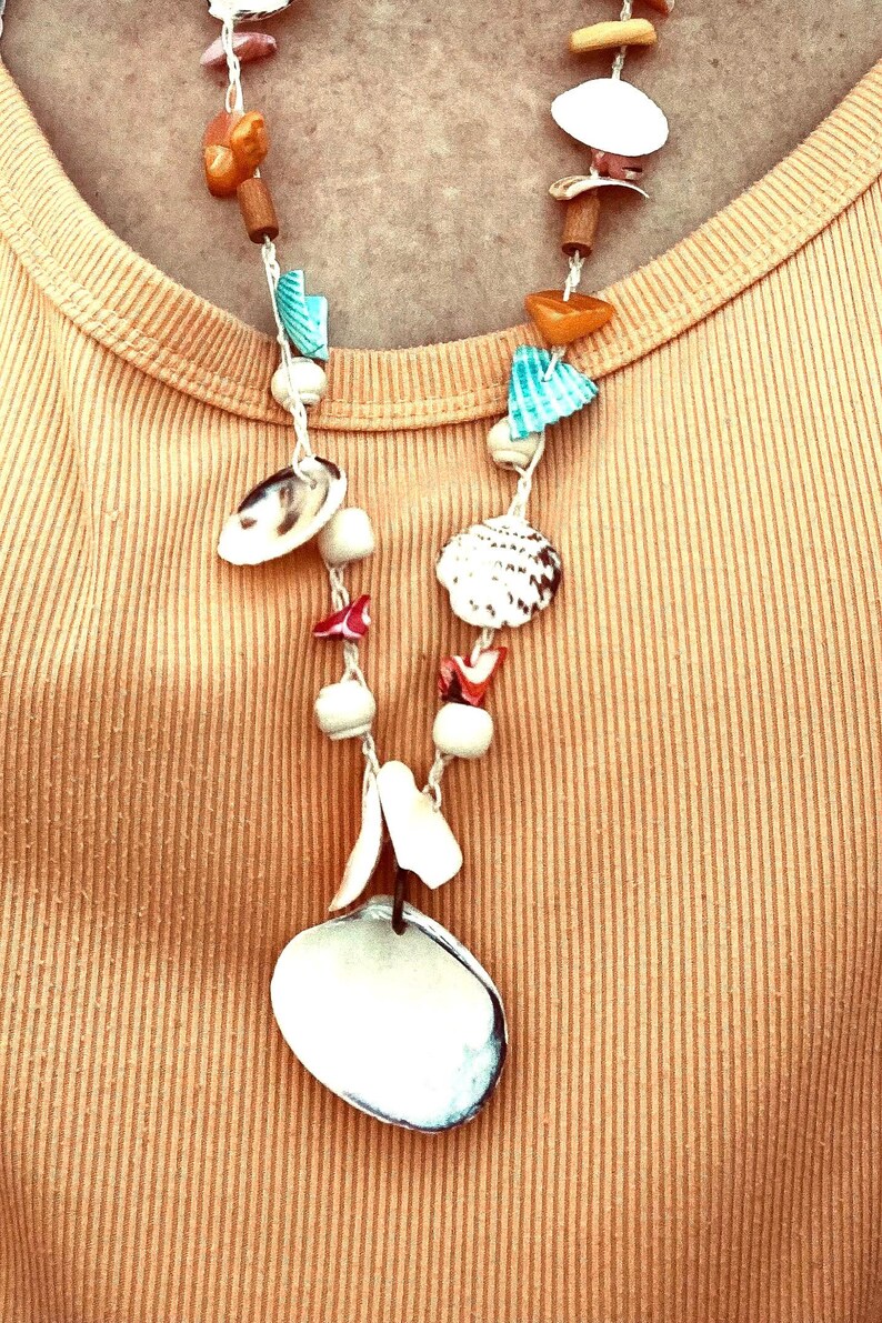 Crochet Beaded Seashell Necklace - Etsy