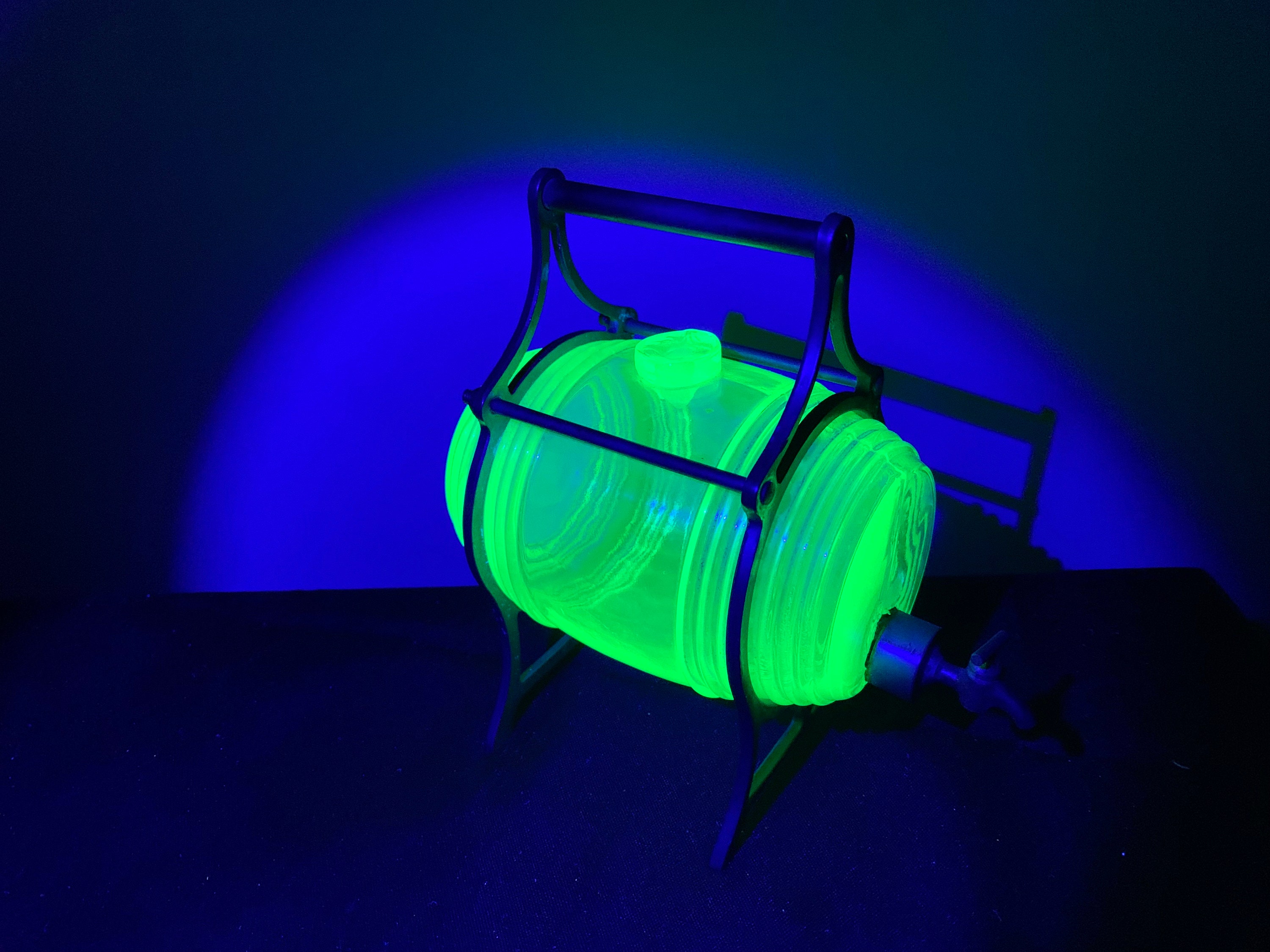 Uranium Glass Drink Dispenser Barrel With Stand Vaseline Glass Barrel ...