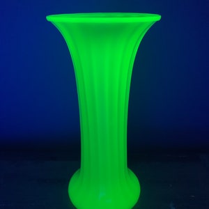 Uranium Jadeite Steuben Stamped 8” Vase - Etsy