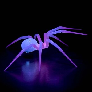 Uv Reactive Non Uranium Pink and Blue Glow Selenium Glow on White Glass ...