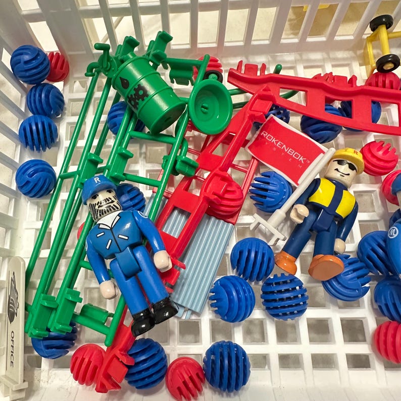 Rokenbok LOT Ball Motorized Conveyor Belt Lift Elevator, Balls, Figures ...