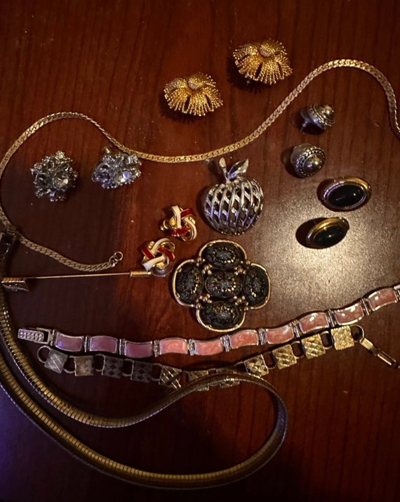 signed unsigned vintage jewelry - Gem