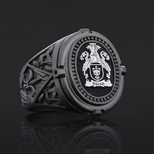 Custom Coat of Arms Ring, Noble Family Crest Signet Ring, Personalized ...