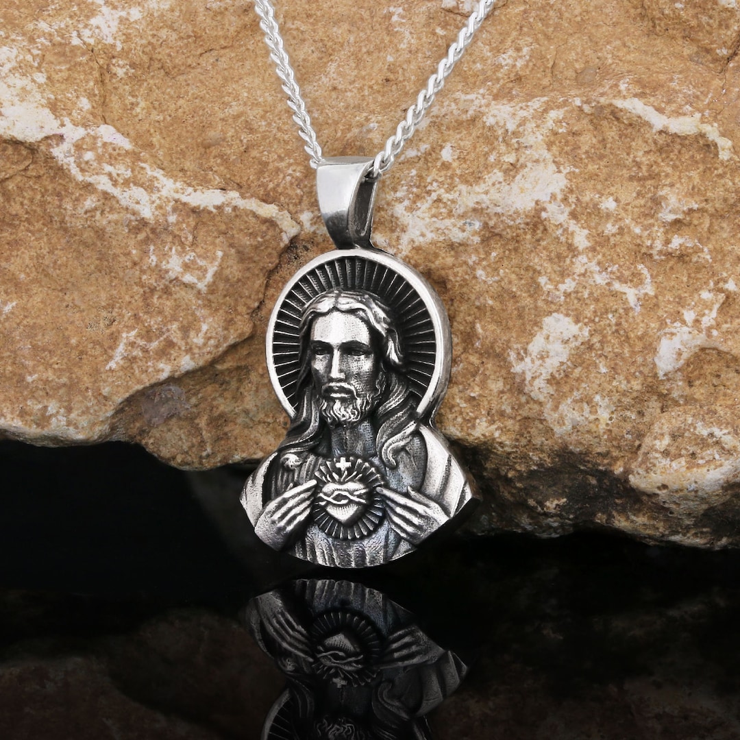Handmade Christian Jesus Pendant, Messiah Necklace, Handcrafted Jesus ...