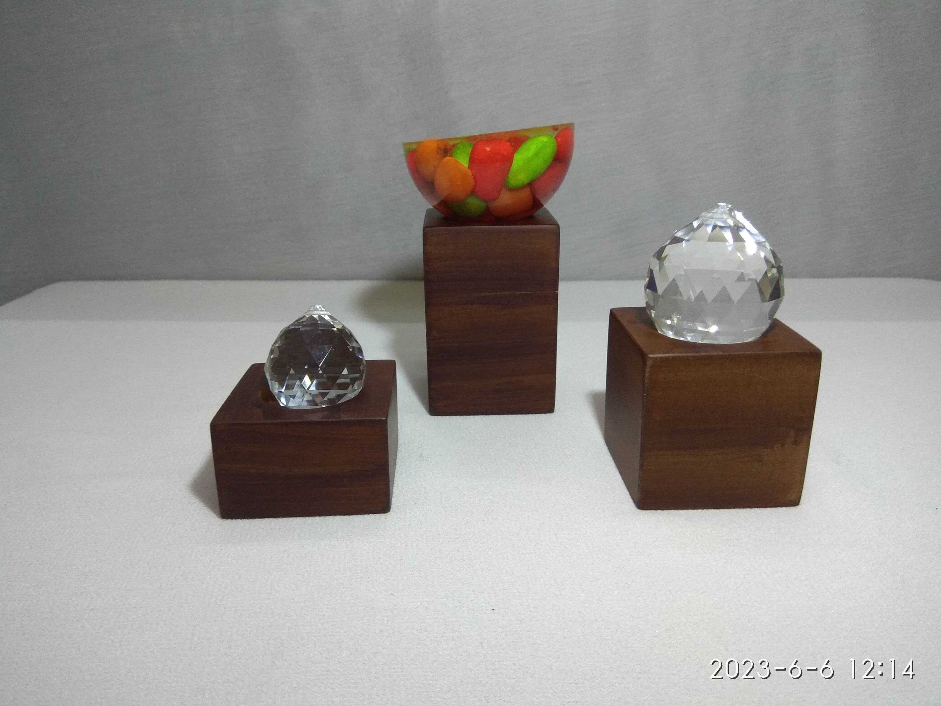 MDF Wood Display Stand for Crystal Ball, Exhibition Display Stand for ...