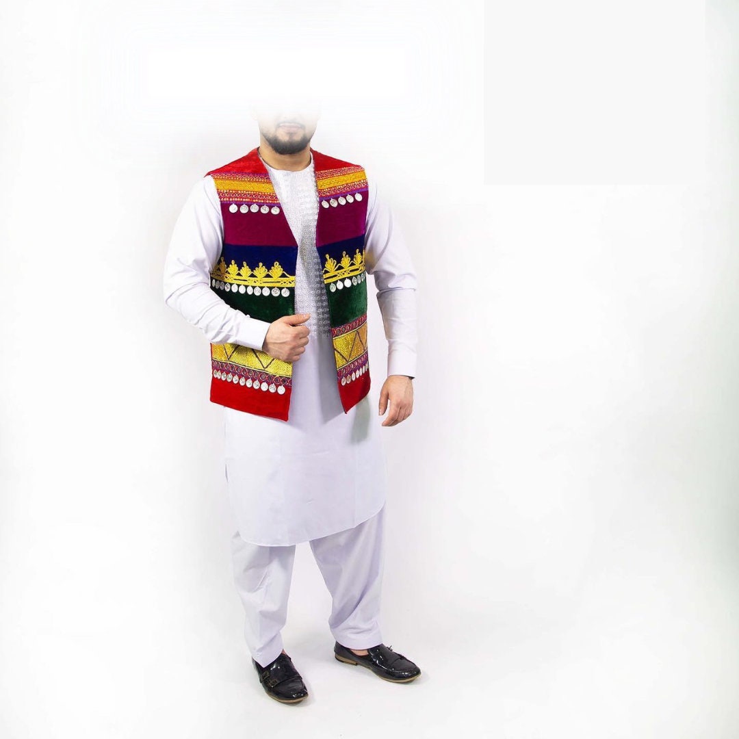Exquisite Afghan Men's Clothing Set: Perhan Tumban shalwar Kameez With ...