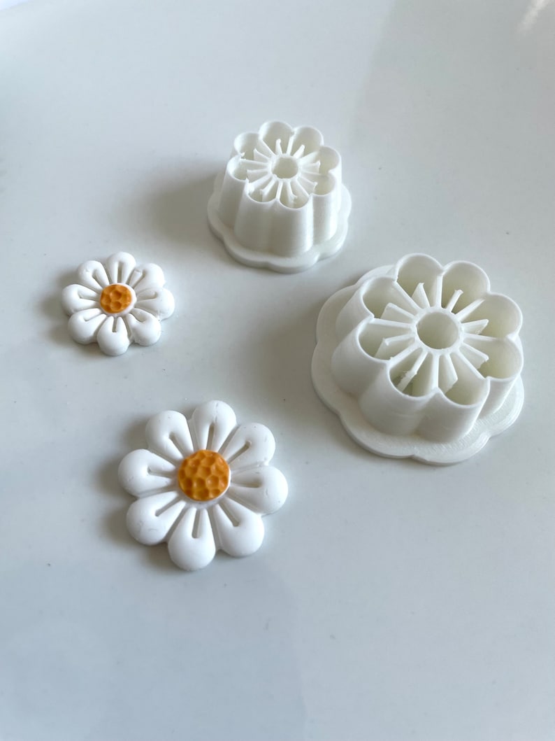 Daisy Flower Embossed Clay Cutter - Polymer Clay Tools - Jewellery ...
