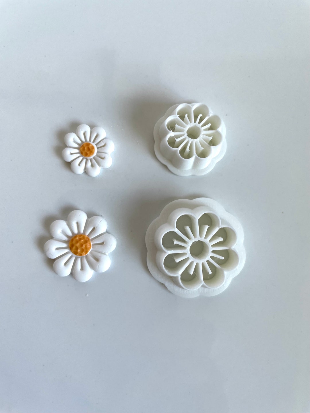Daisy Flower Embossed Clay Cutter - Polymer Clay Tools - Jewellery ...