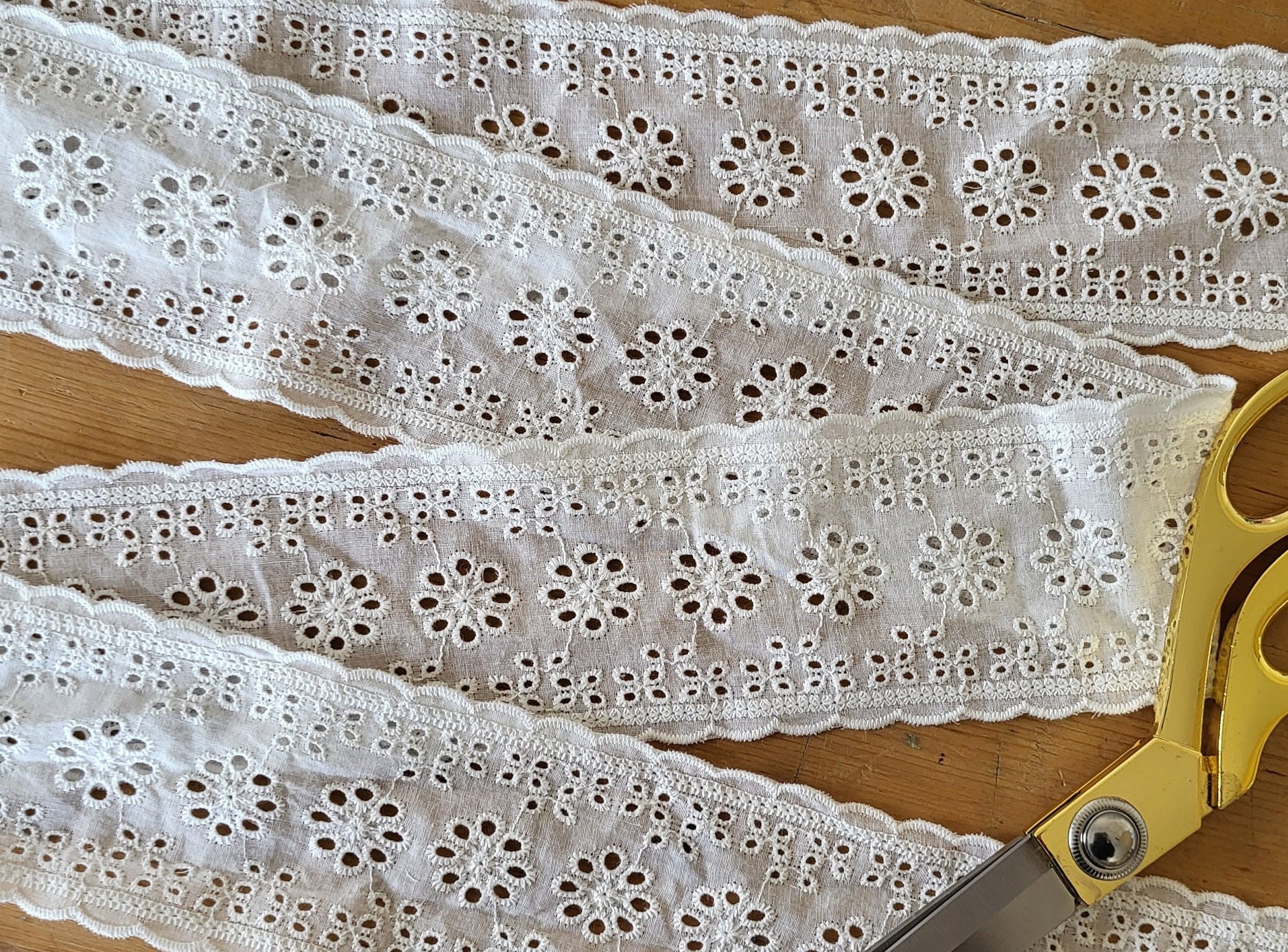 Milk White Broderie Anglaise Lace Scalloped Edges and Floral - Etsy