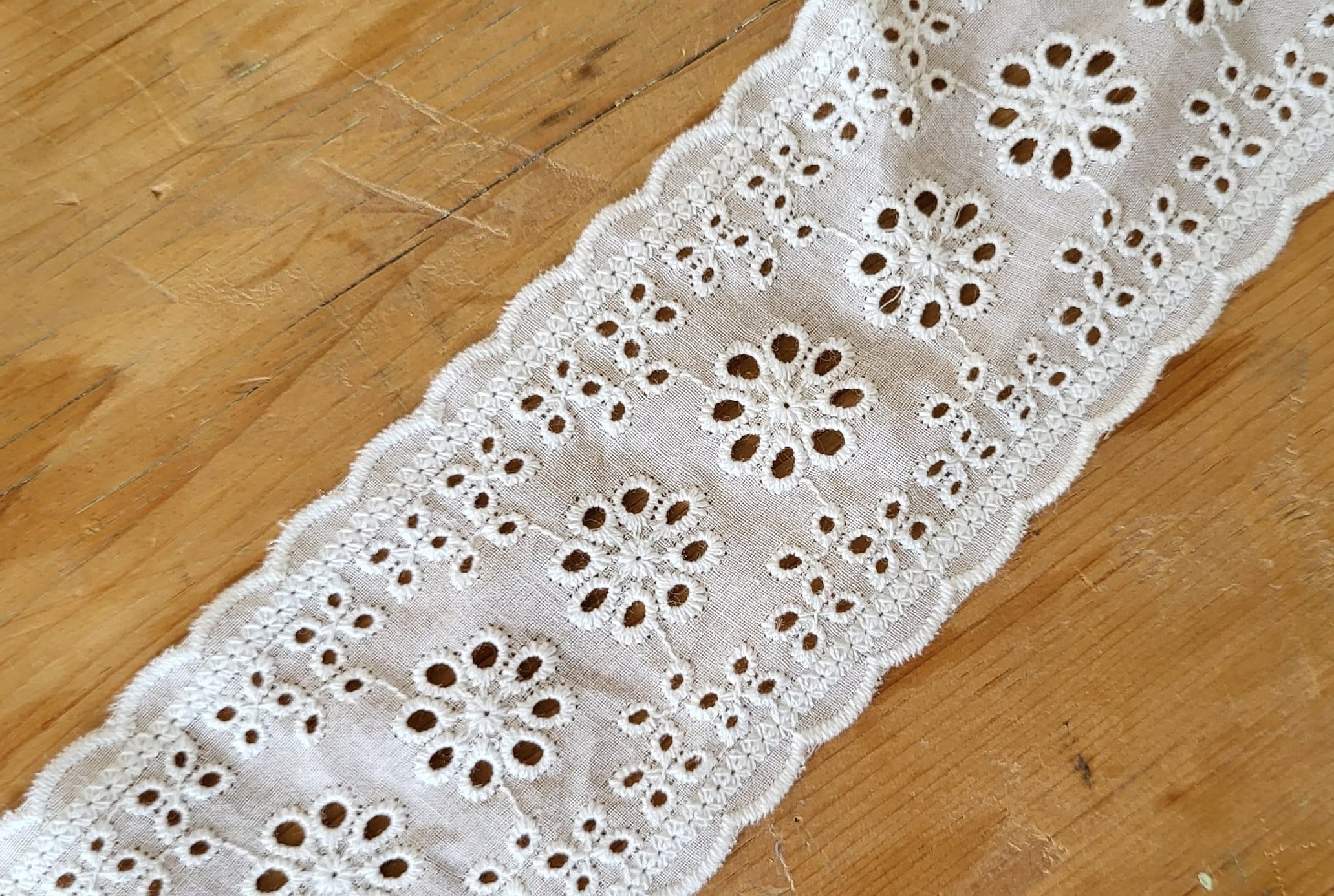 Milk White Broderie Anglaise Lace Scalloped Edges and Floral - Etsy