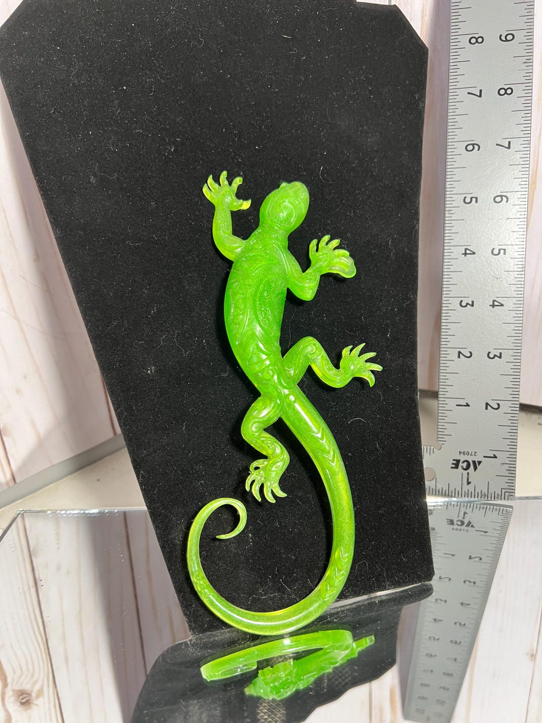 Resin Gecko Lizard - Wall Decor - Sea Green 7" - Etsy