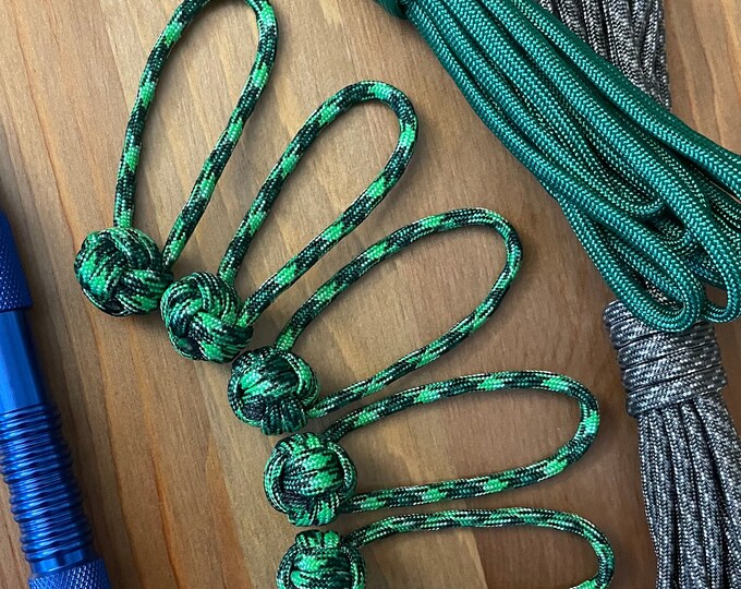 Baby Green Alien Key Fob Sailor's Knot Insanely Paracord Paracord ...