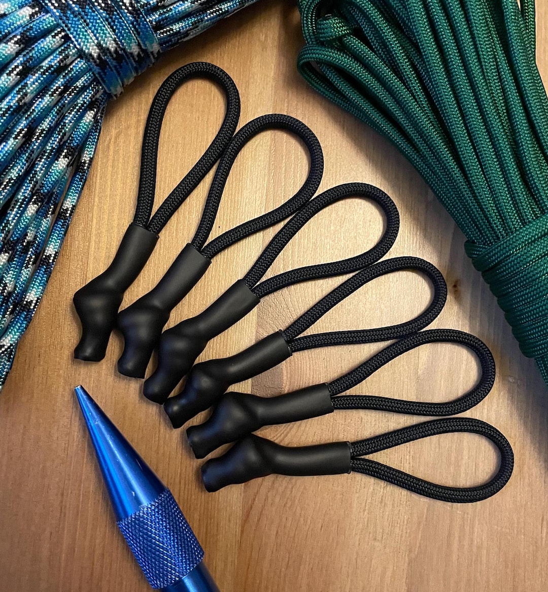 Paracord Zipper Pull Tag | 3.5 Inches | Black Tubing | Set of 3 or 6 ...
