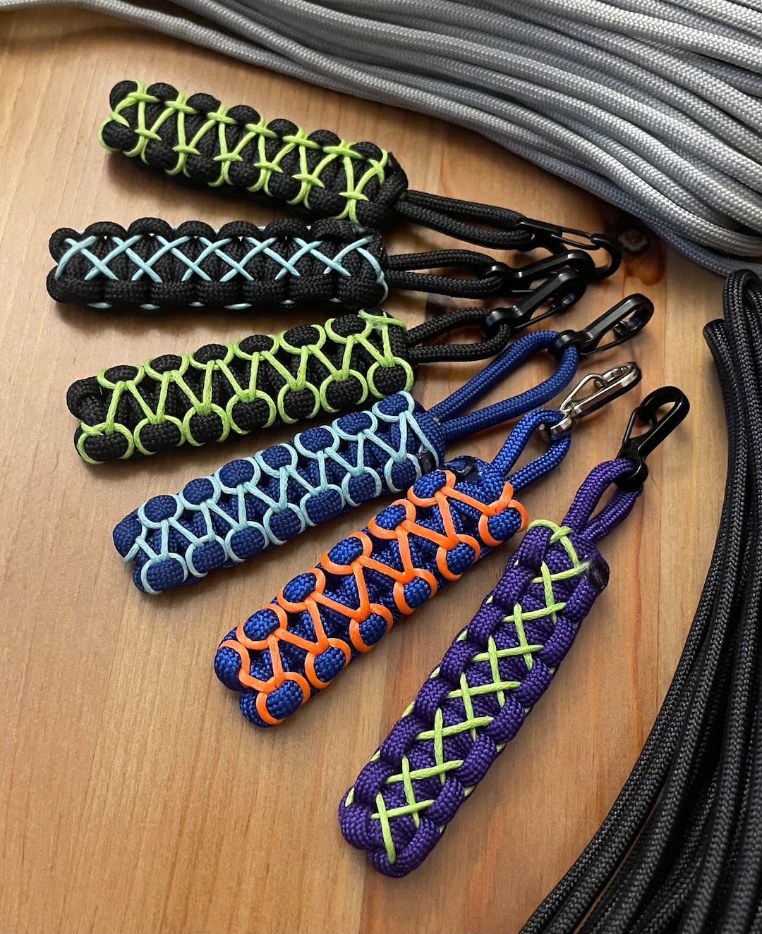 Paracord Keychain Cobra Knot With Clip Custom Handmade for Keys, Bags ...