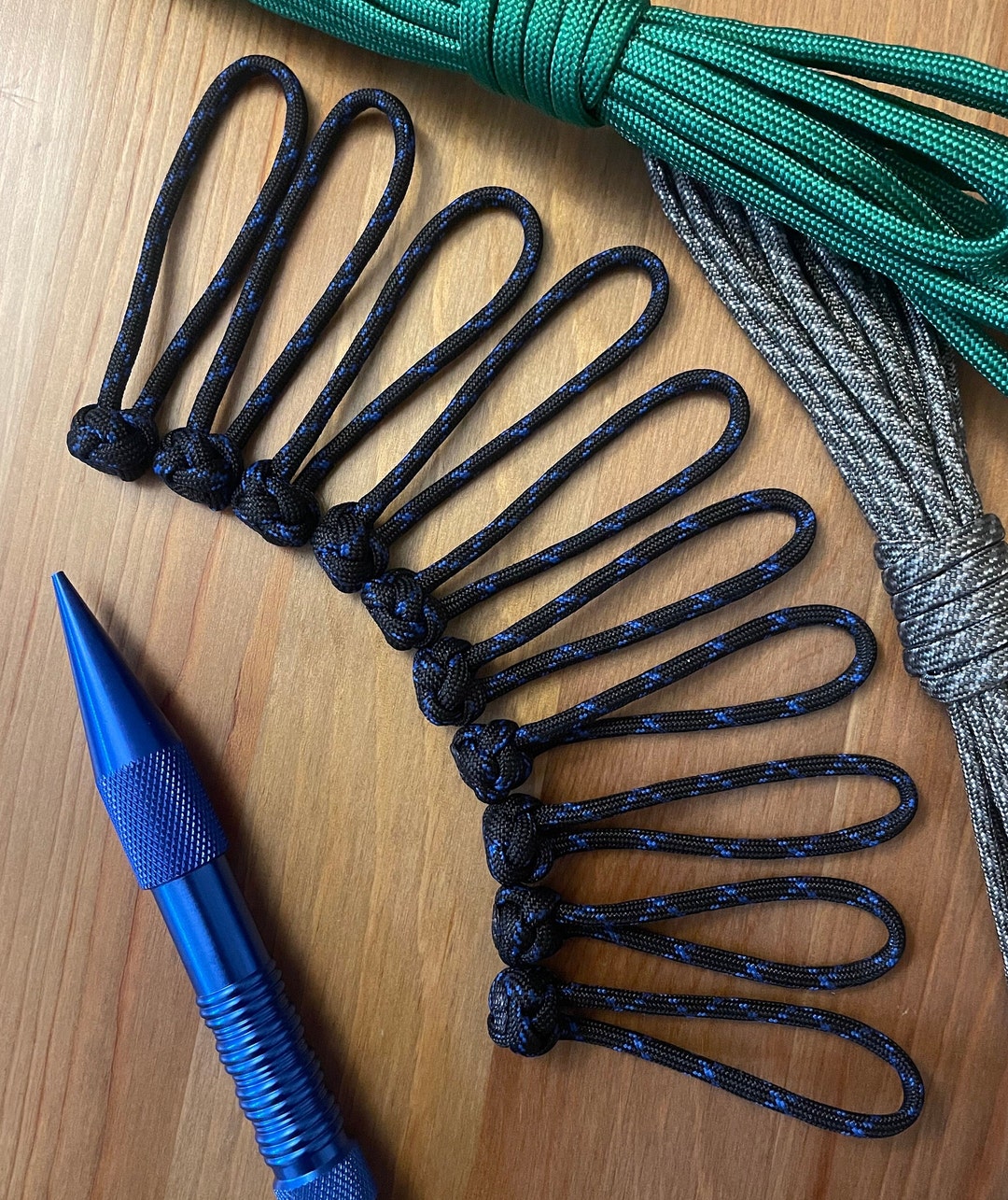 Paracord Zipper Pull Diamond Knot Pack of Ten Black and Blue Patterned ...