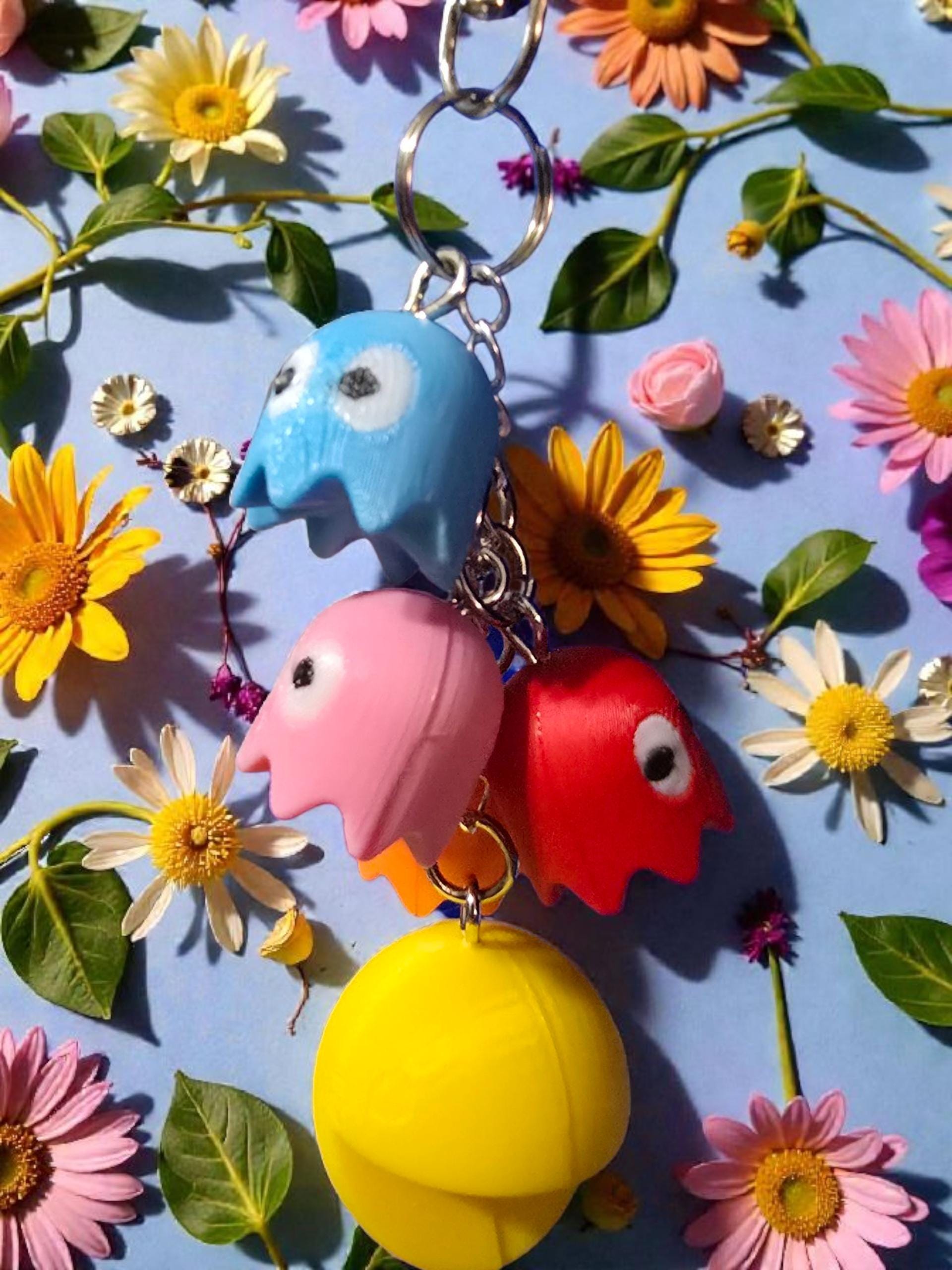 Pac-man & Ghost Magnets: 1980s Nostalgia Set - Etsy